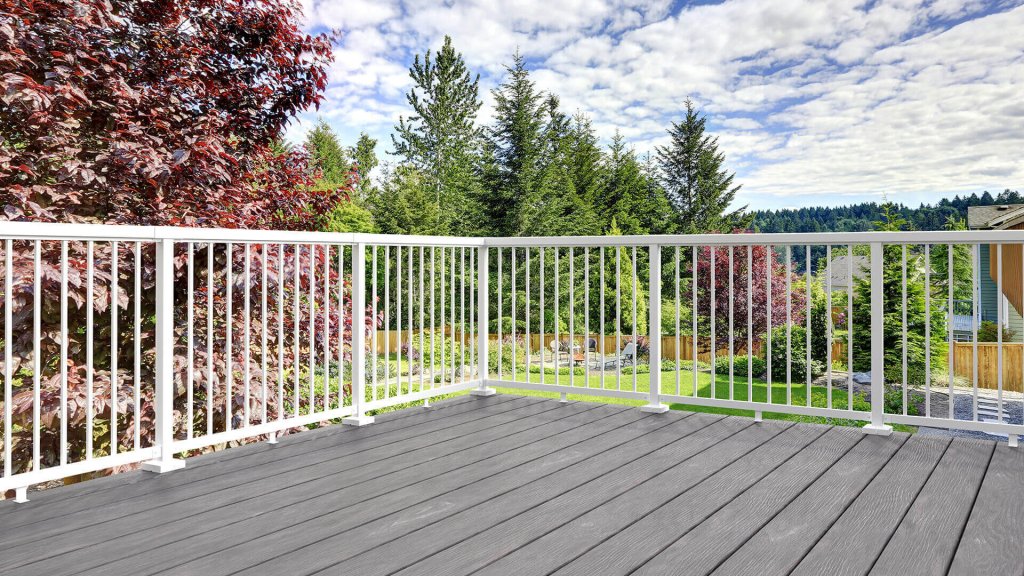 36-inch Peak Aluminum Railing | Exclusively at The Home Depot