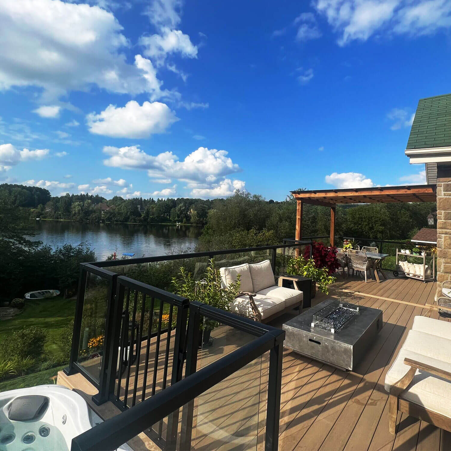 36-inch Peak Aluminum Railing | Exclusively at The Home Depot